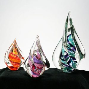 15 Memorial Ideas Made From Cremated Ashes – US Urns Online