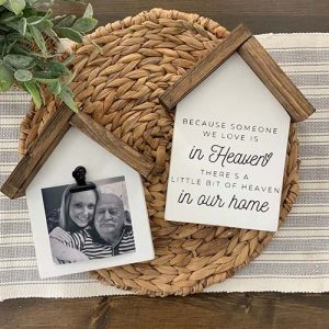 How to Create a Memorial Wall: 10 Best Ideas – US Urns Online